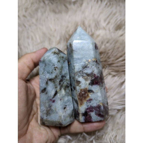 Crystal Freeforms – Gems & stones ph